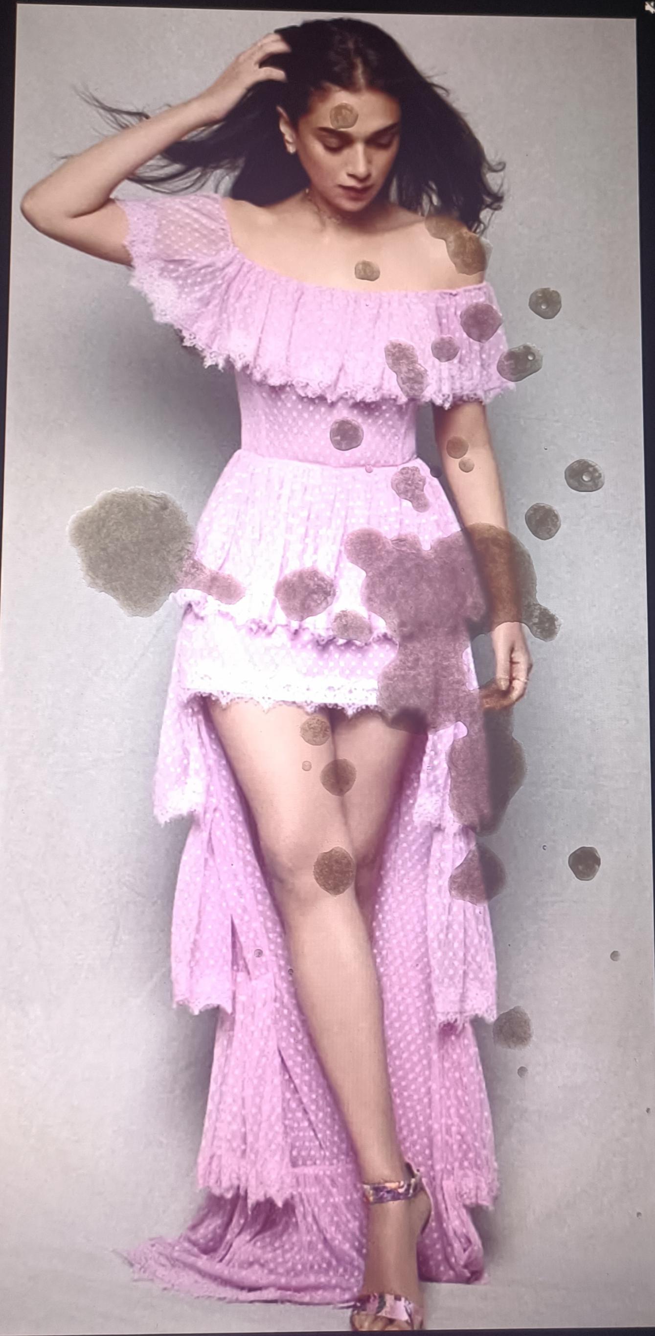 Ahhhh yeh gora badan 💋💦 | Scrolller