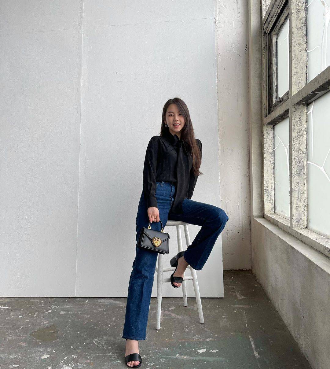 Ahn Sohee | Scrolller