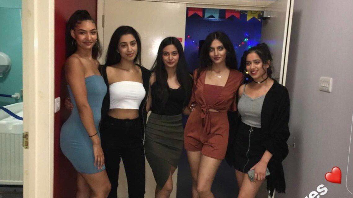 Ain't they hottt. Check my bio and approach me for Gooner Training and Sissy Ownership | Scrolller