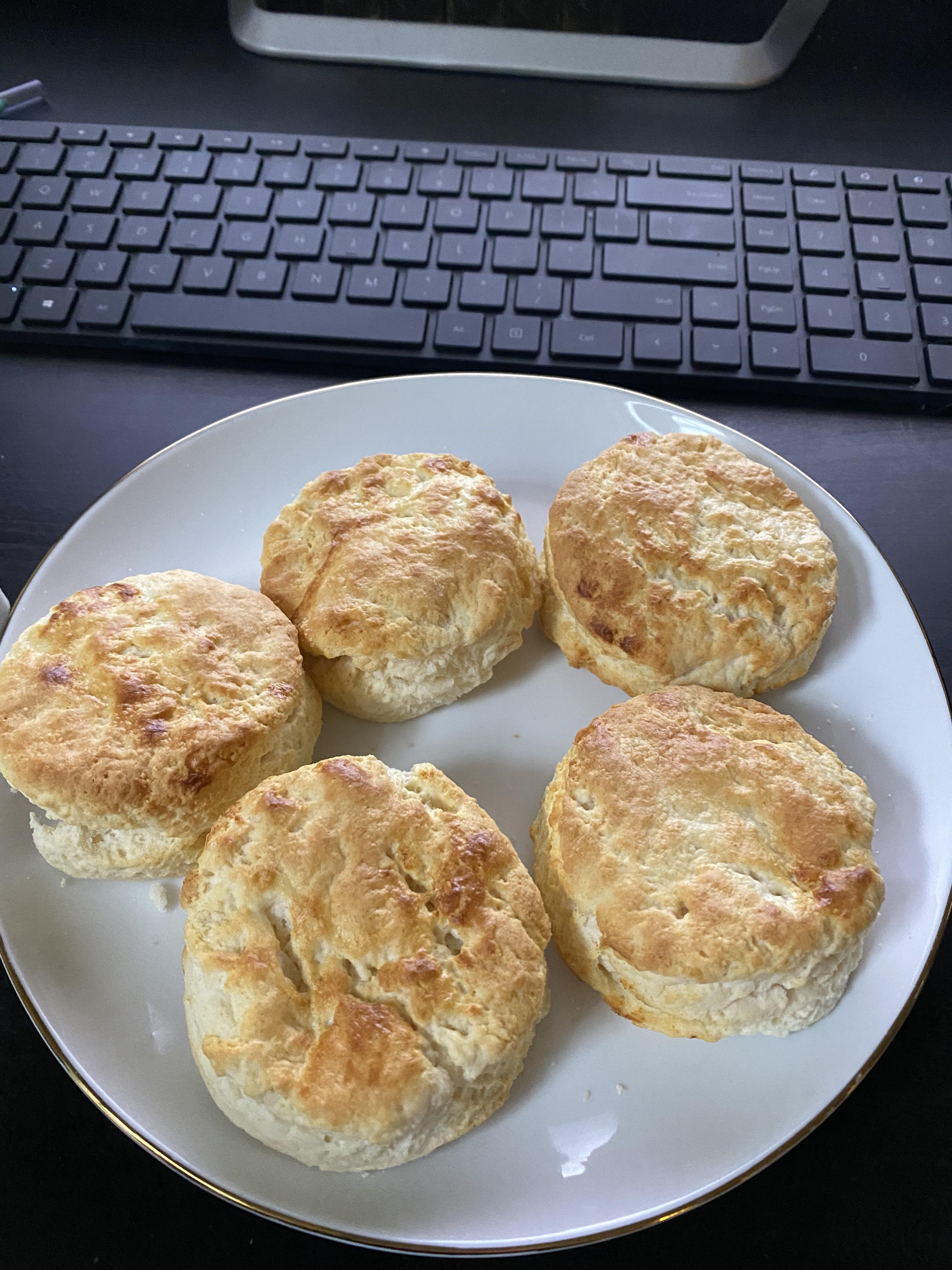 (Air) Fried Biscuits | Scrolller