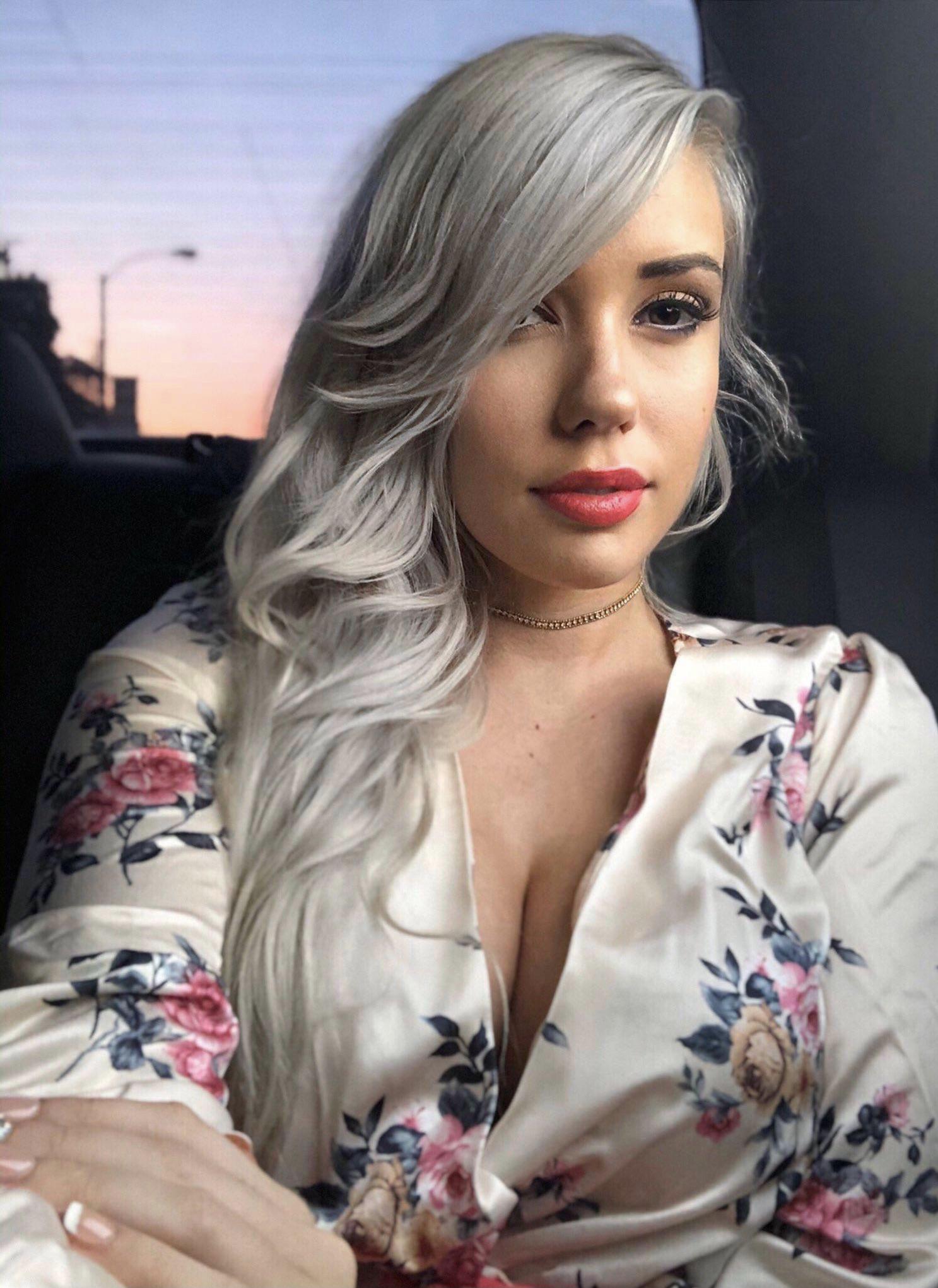 Alanah Pearce teasing like she always does | Scrolller