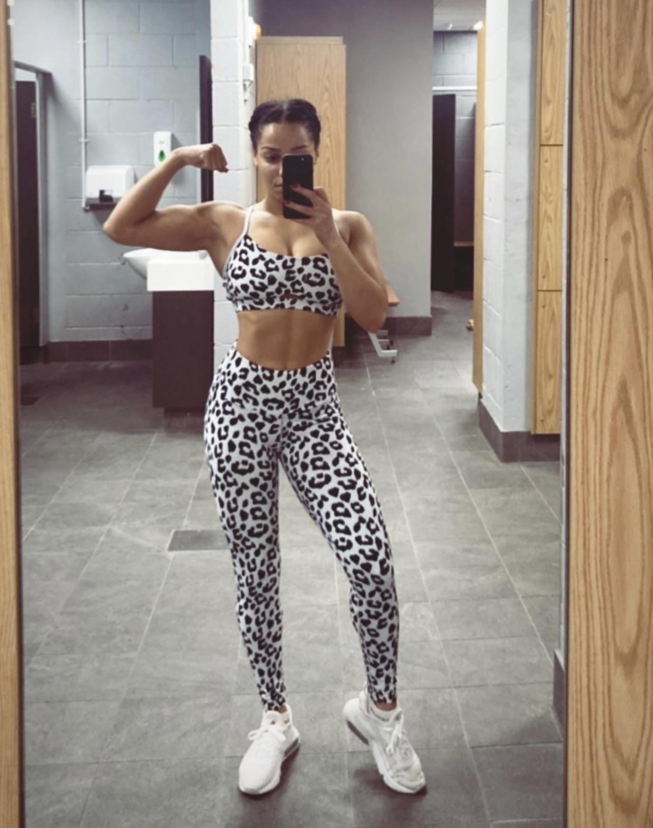 Aleah James | Scrolller