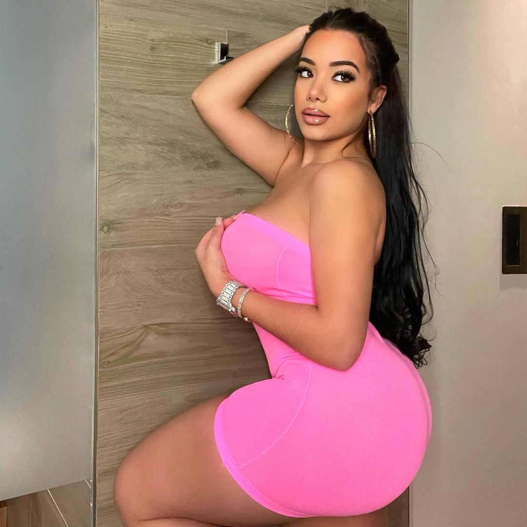 Alejandra Mercedes (@alejandramercedesxc) [Instagram] | Scrolller