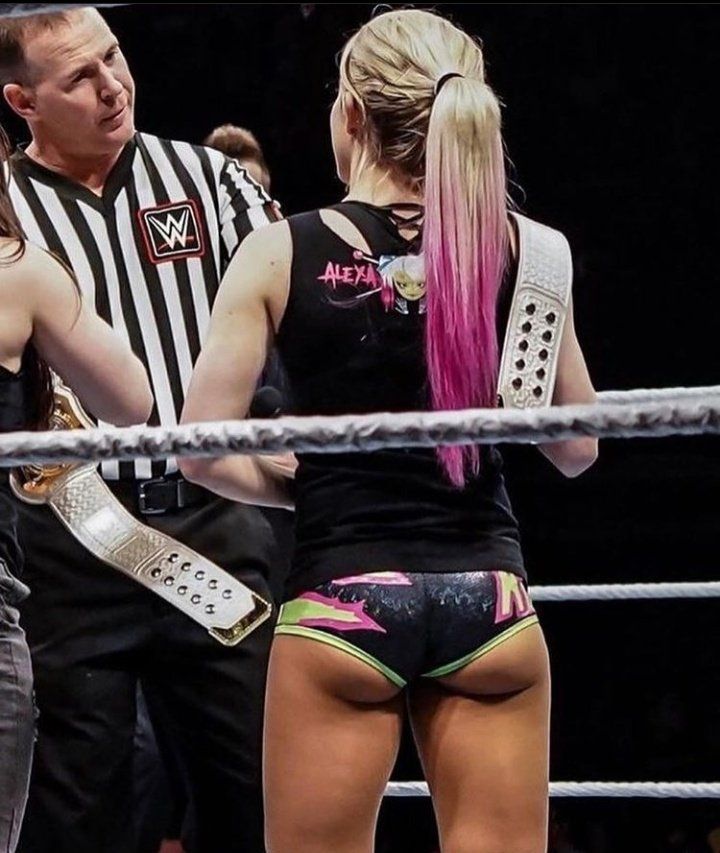 Alexa Bliss | Scrolller