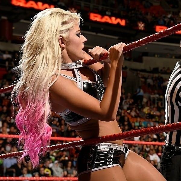 Alexa Bliss | Scrolller