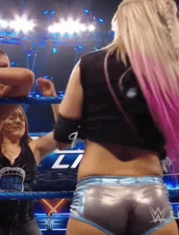 Alexas cheeks slowly moving | Scrolller