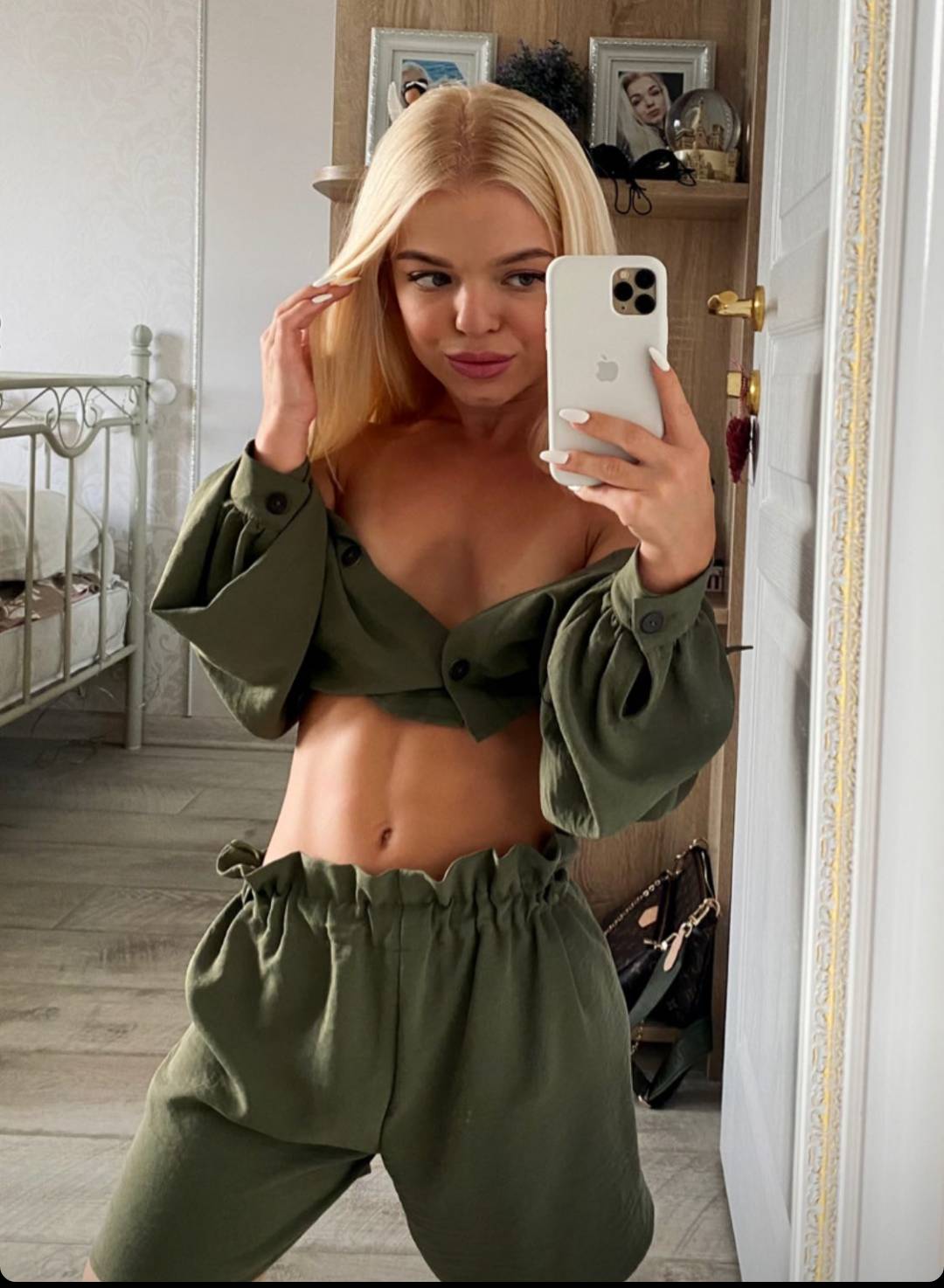 Alina Ostapovych | Scrolller