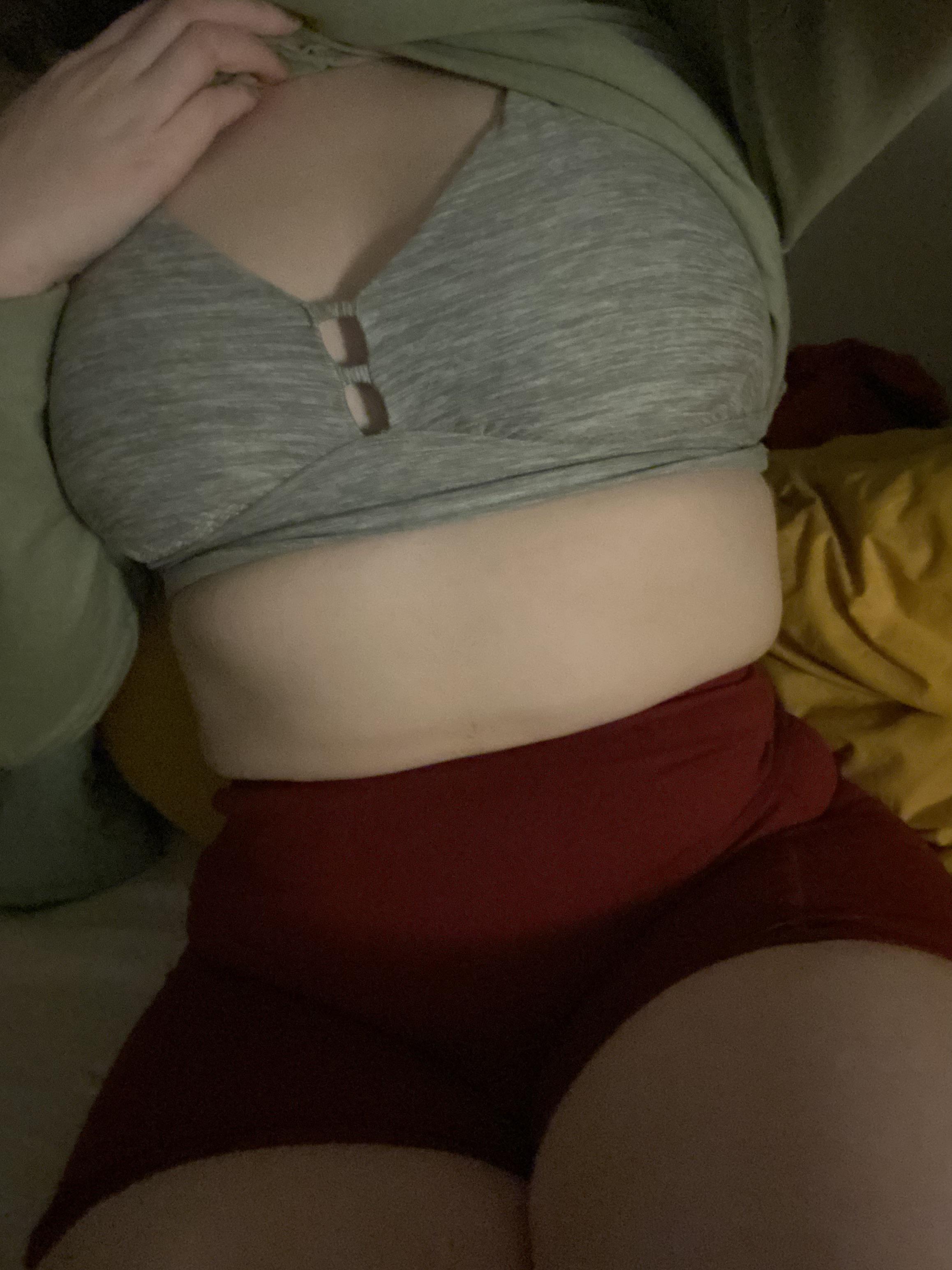 All alone and bored asf | Scrolller