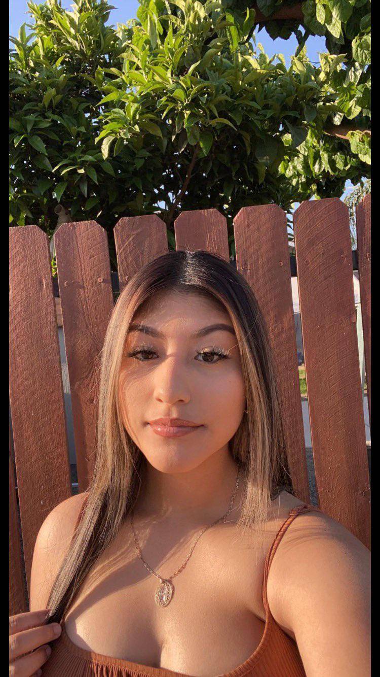 All Latinas including my gf belong only to BBC. My gf ariana is perfect for BBC. | Scrolller