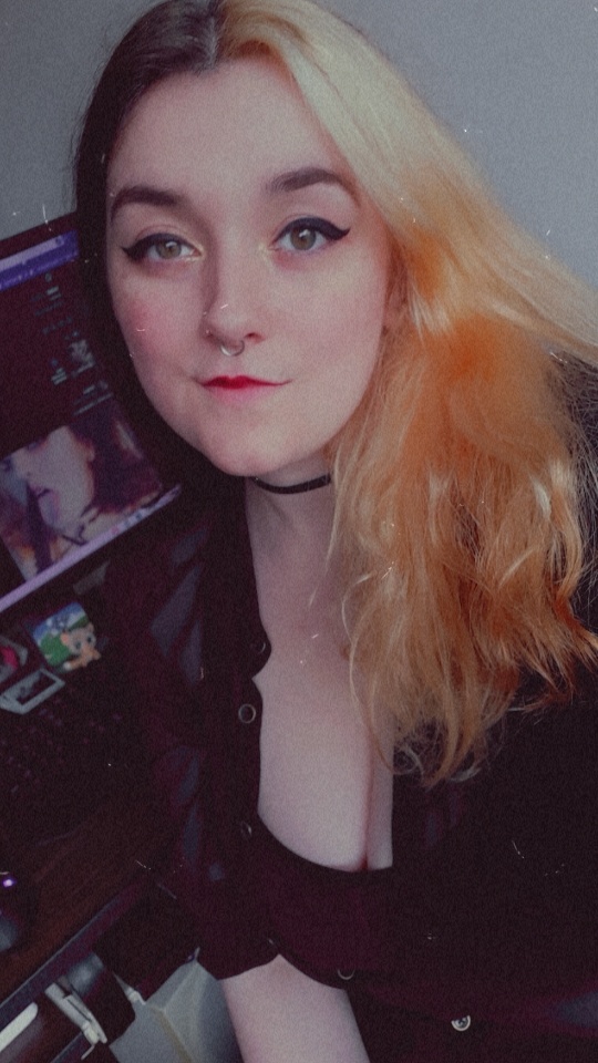 All ready for a bubble tea date! ☕💕 | Scrolller