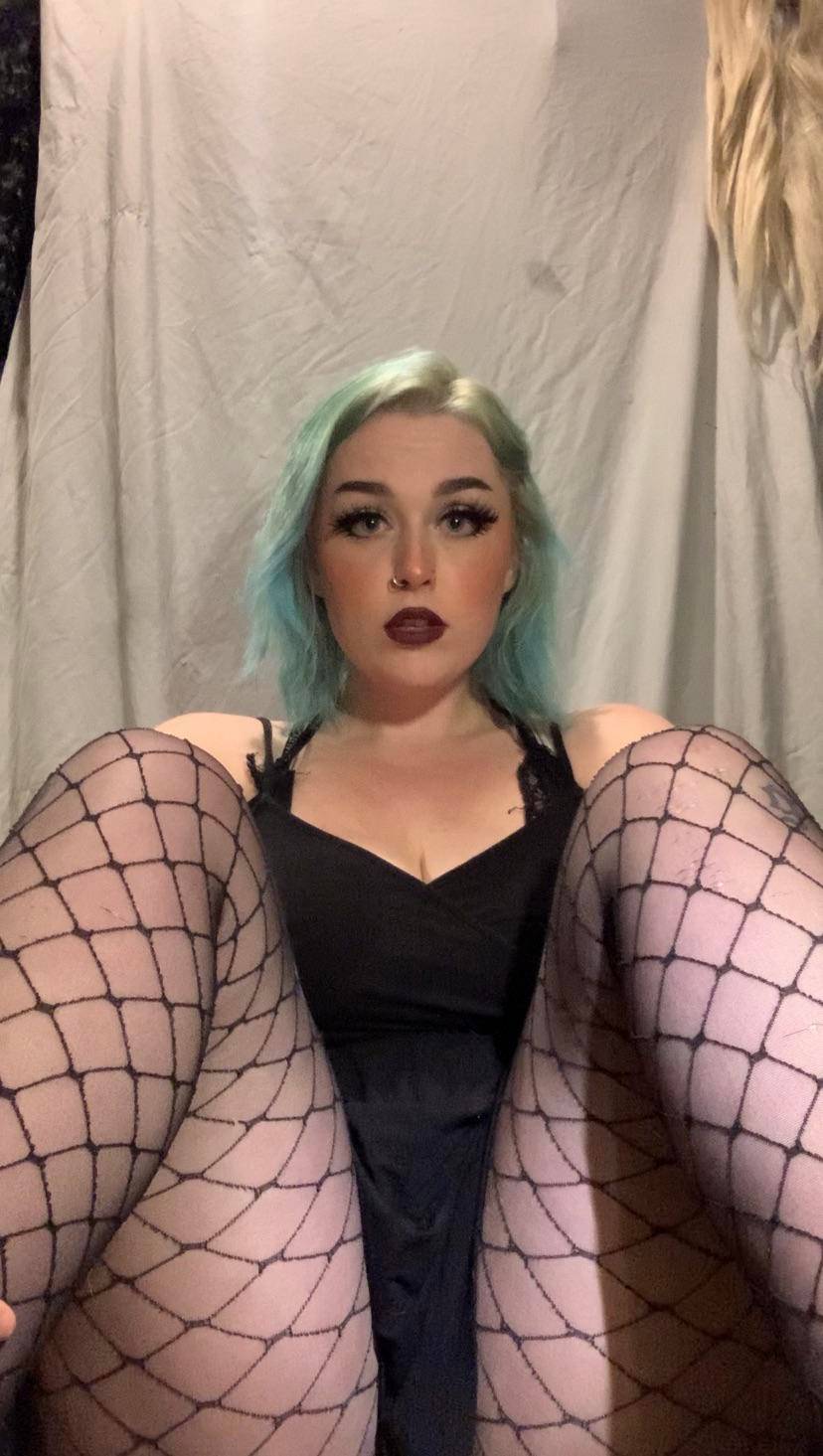 alt gone wild😜🖤 OC [F] | Scrolller