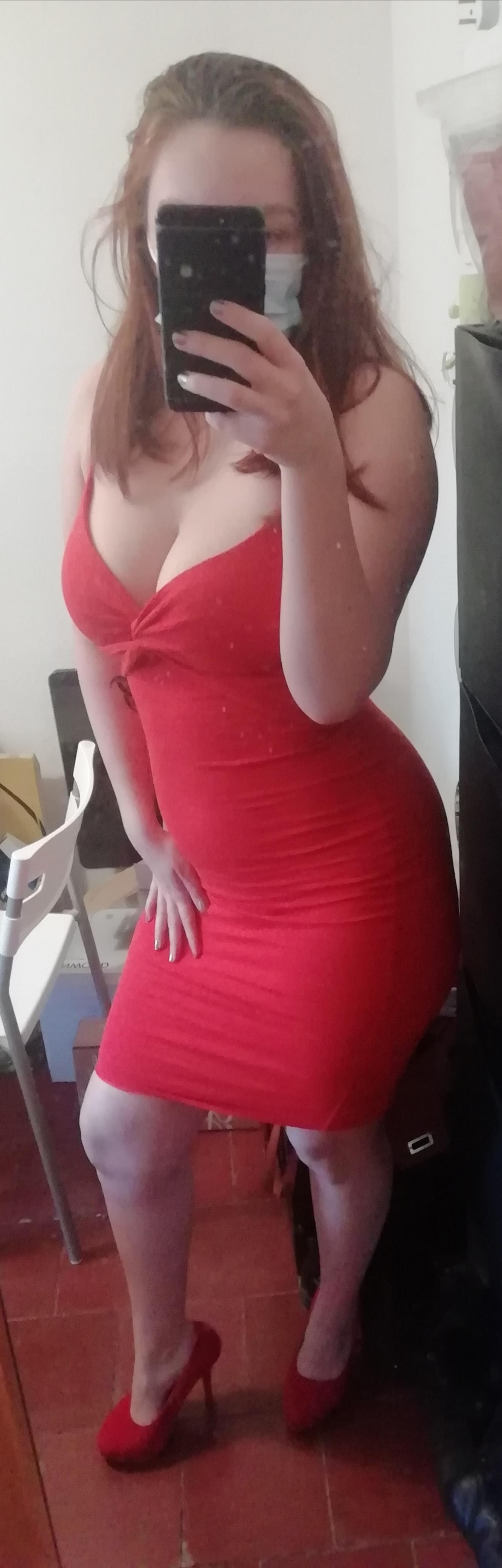 Always in red high-heels | Scrolller