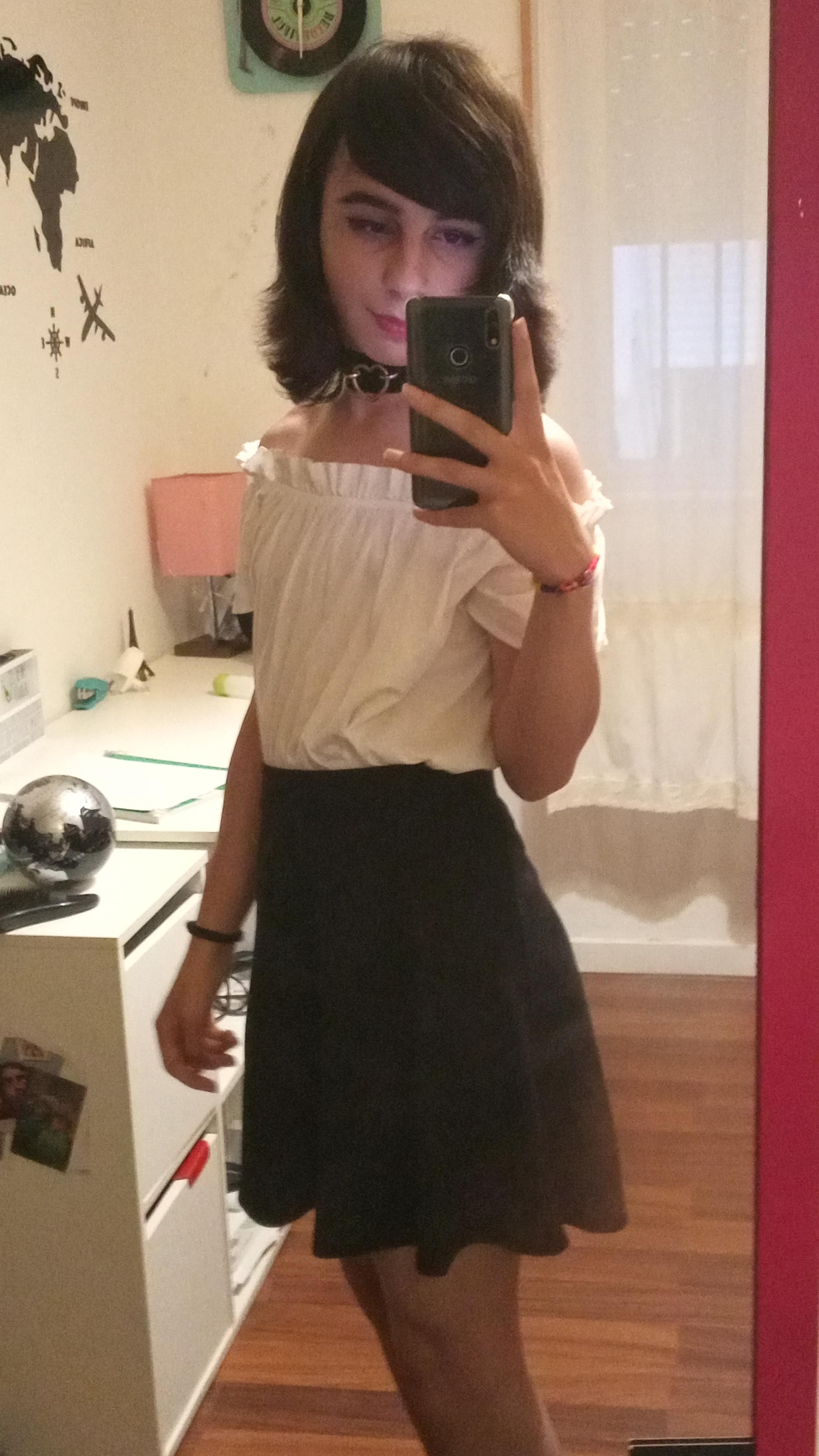 Am I adorable enough to post here? 👉👈 | Scrolller