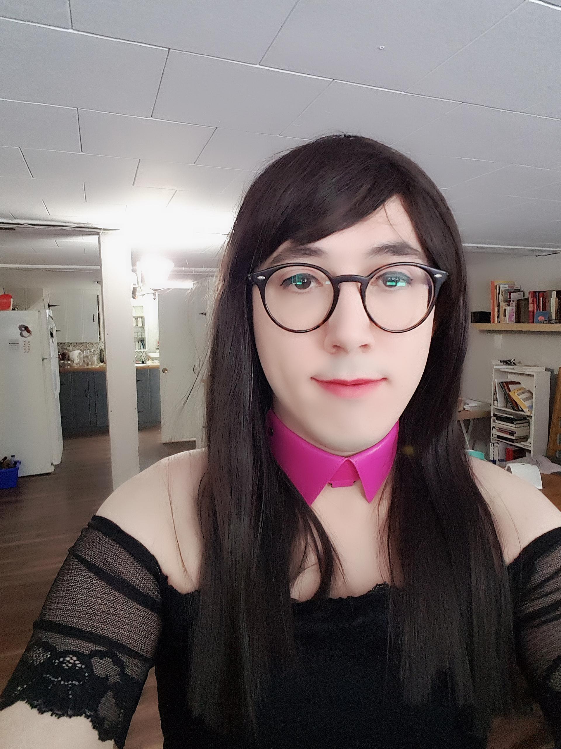 Am I Cute Enough To Suck You☺ Scrolller