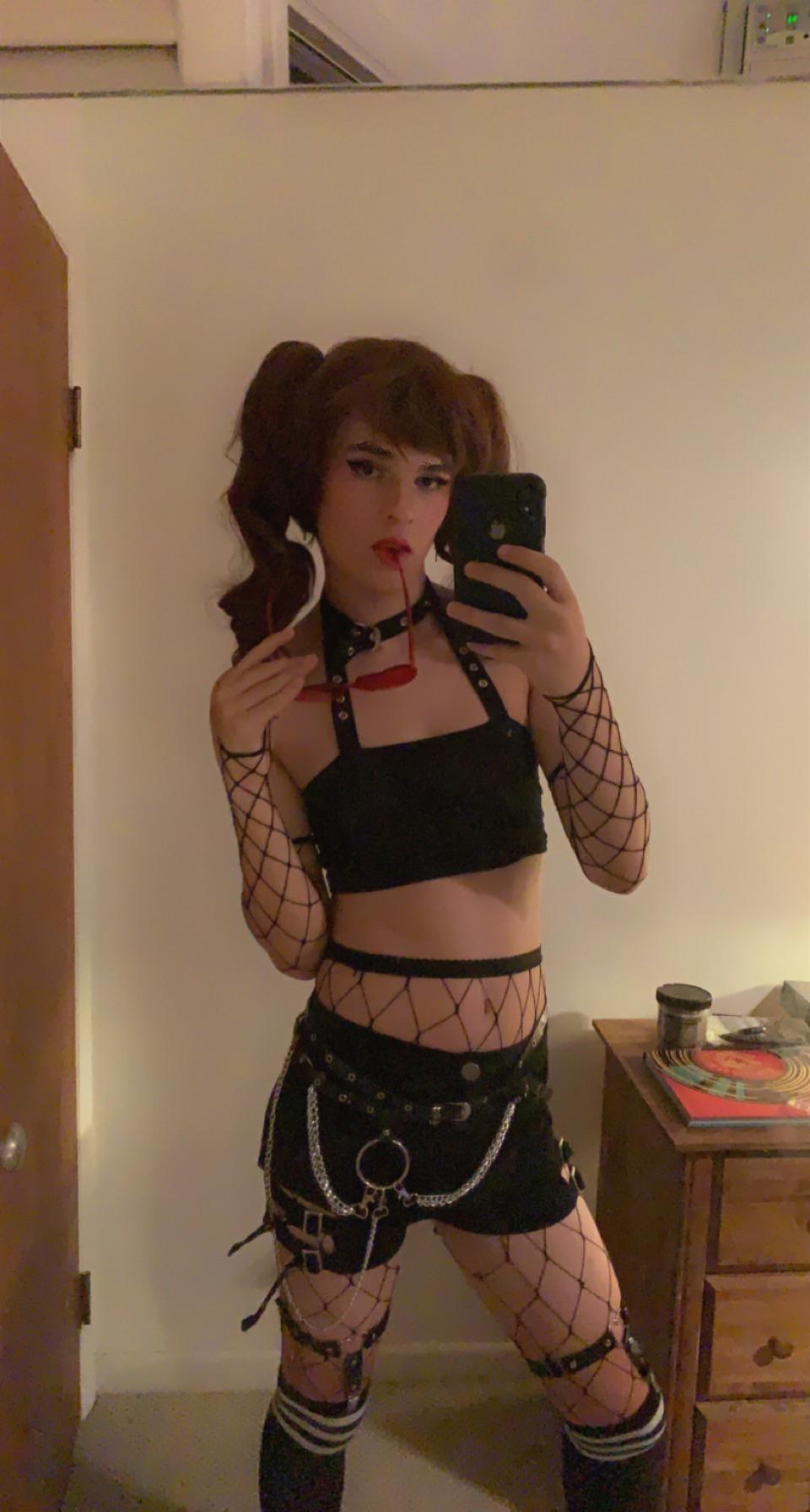 Am I cute or super cute? | Scrolller