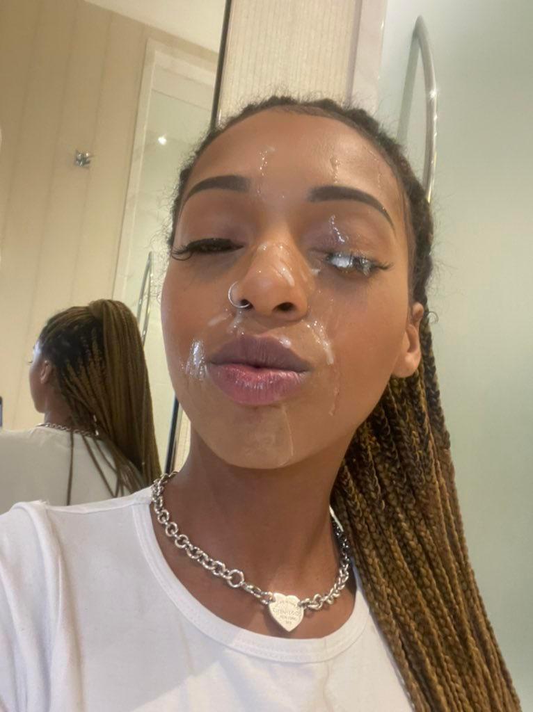 Am I messy enough? | Scrolller