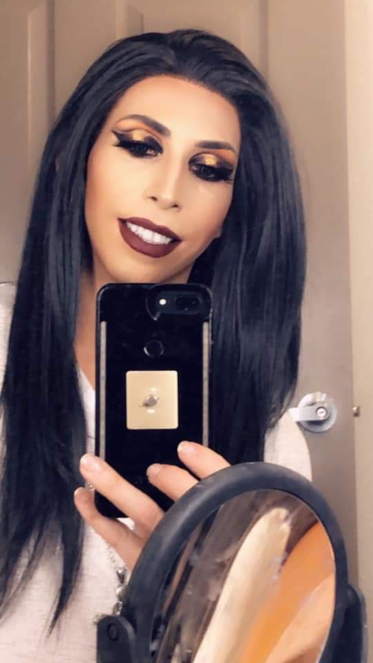 Am I pretty | Scrolller