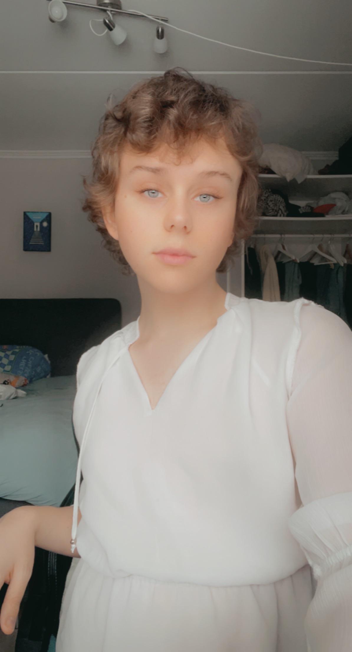 Am I pretty enough to be your trap gf? 😘 ️ | Scrolller