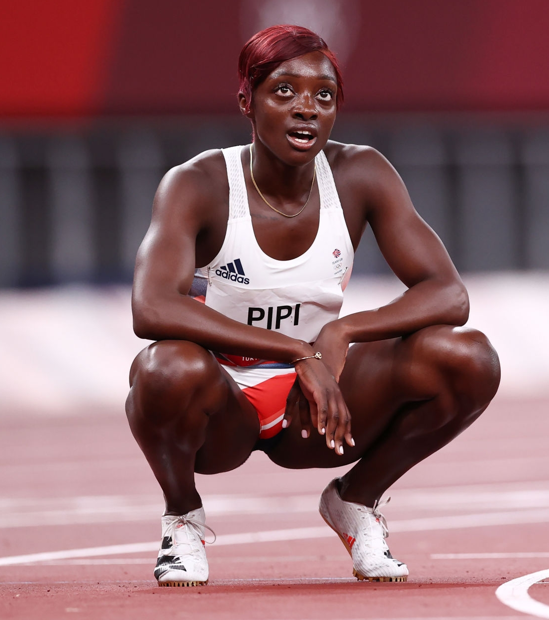 Ama Pipi | Scrolller