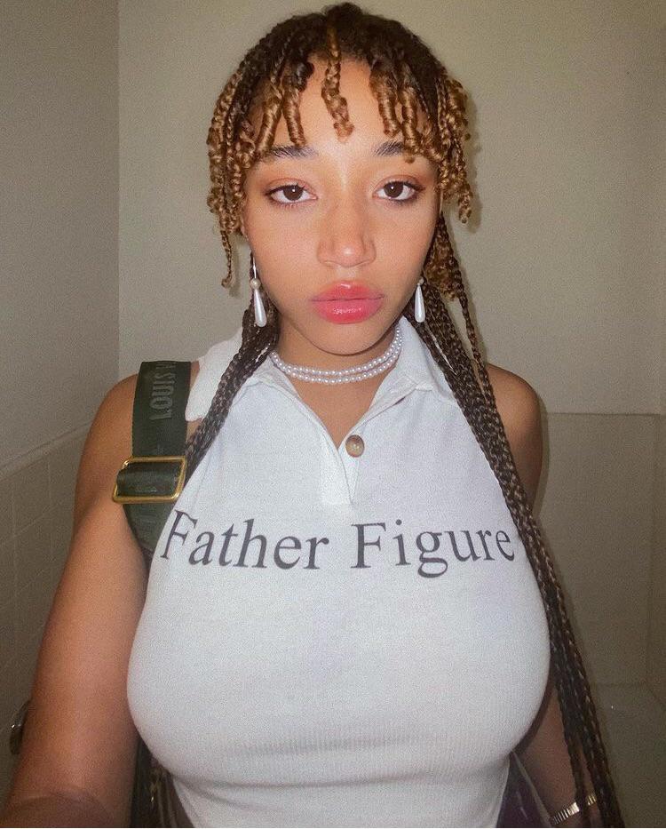 Amandla Stenberg | Scrolller