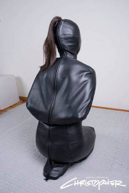 Amazing custom-made leather gimp suit | Scrolller