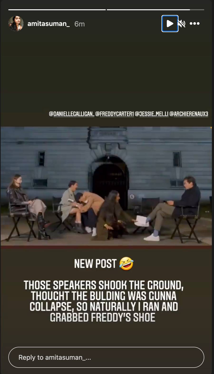 AMITA 😂😂😂 | Scrolller