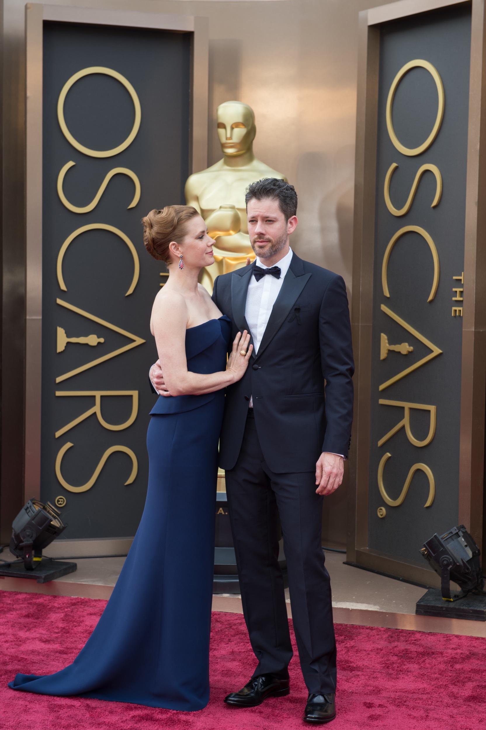 Amy and her husband dressed sharply for the Oscars (2014) | Scrolller