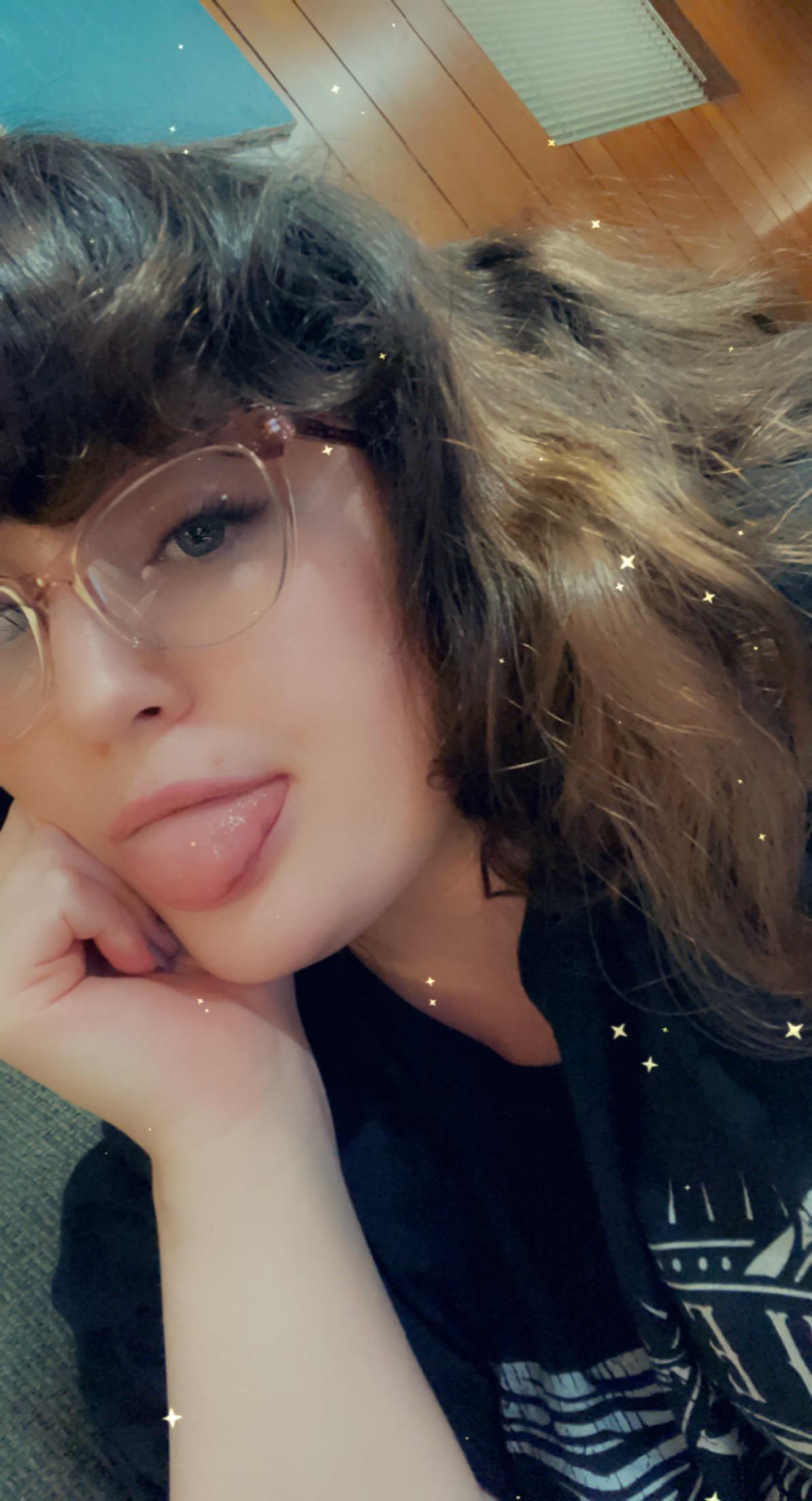 An’mal crossing until bedtime! I hopes everyone had a good daaay 🌸🌸 | Scrolller