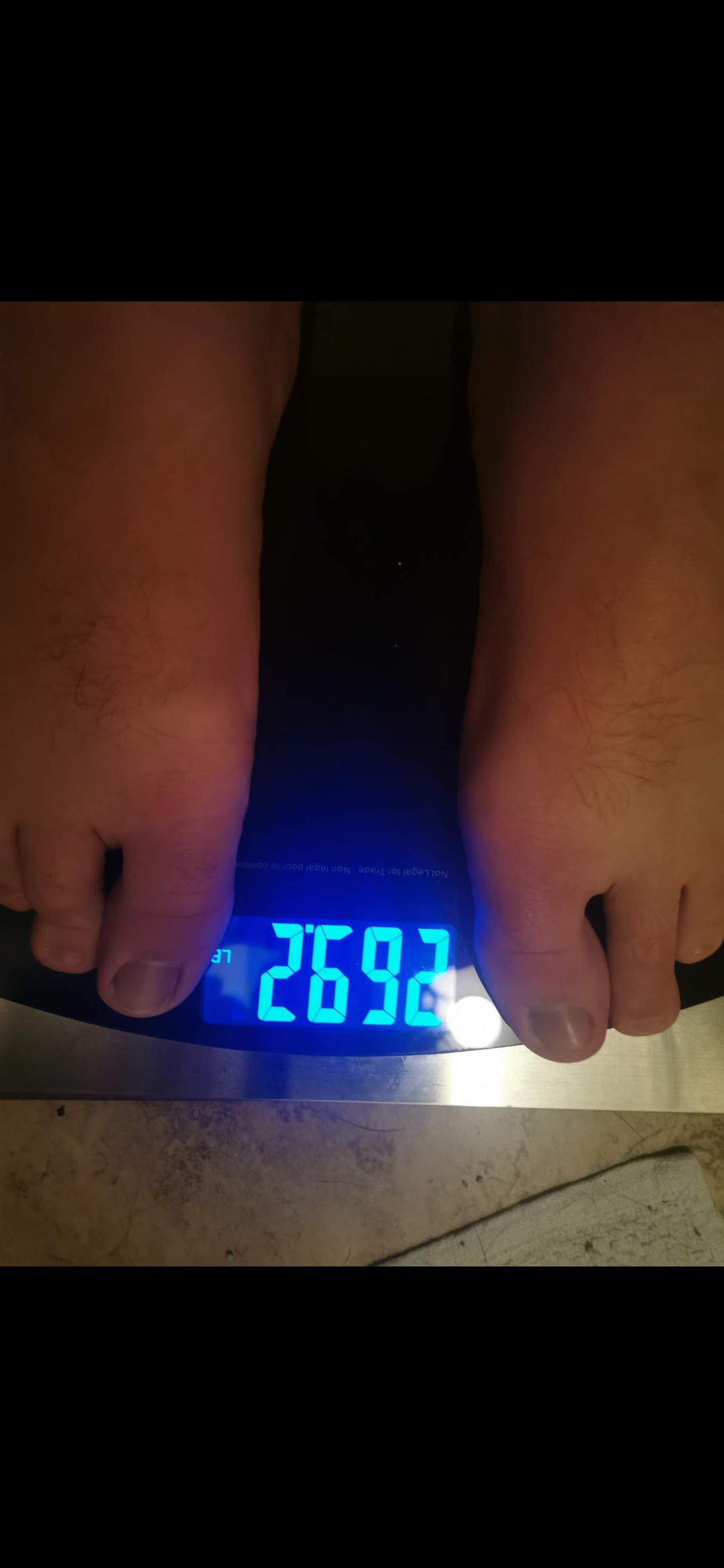 An old weight photo, just realised the numbers are the same upside down as they are right side ...