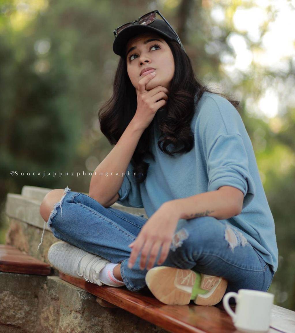 Anju Kurian | Scrolller