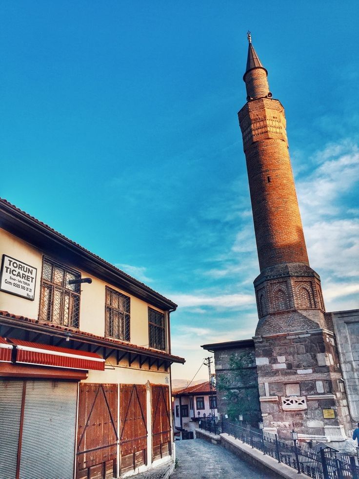 Ankara kalesi 🏰 | Scrolller