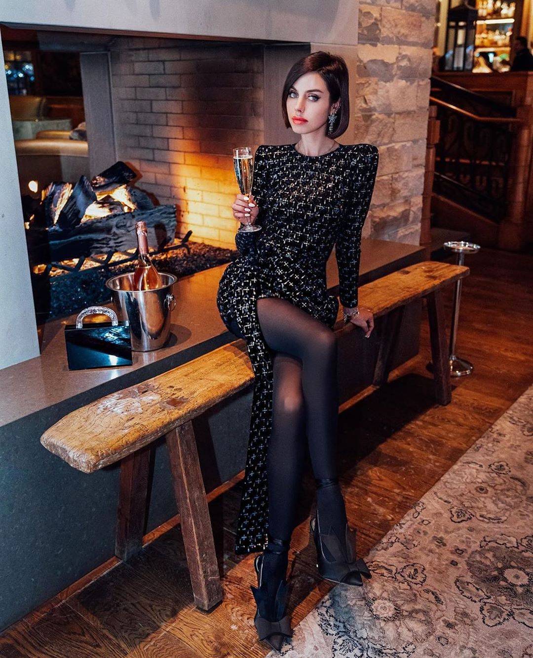 ANNABELLE FLEUR | Scrolller