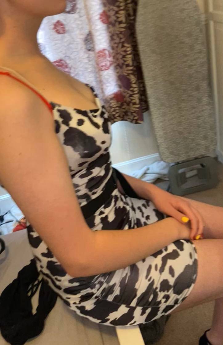 another angle of the bewbs🥳 | Scrolller