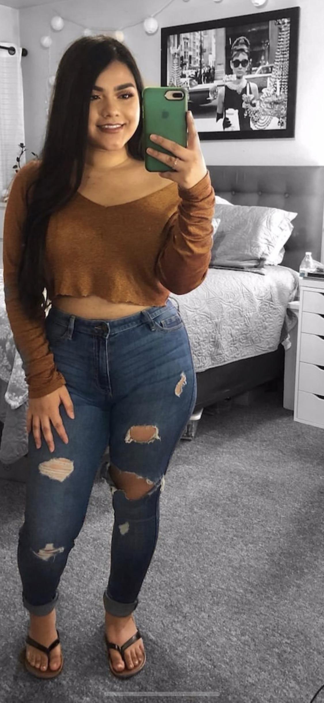 Another pic of my hot sis ! | Scrolller