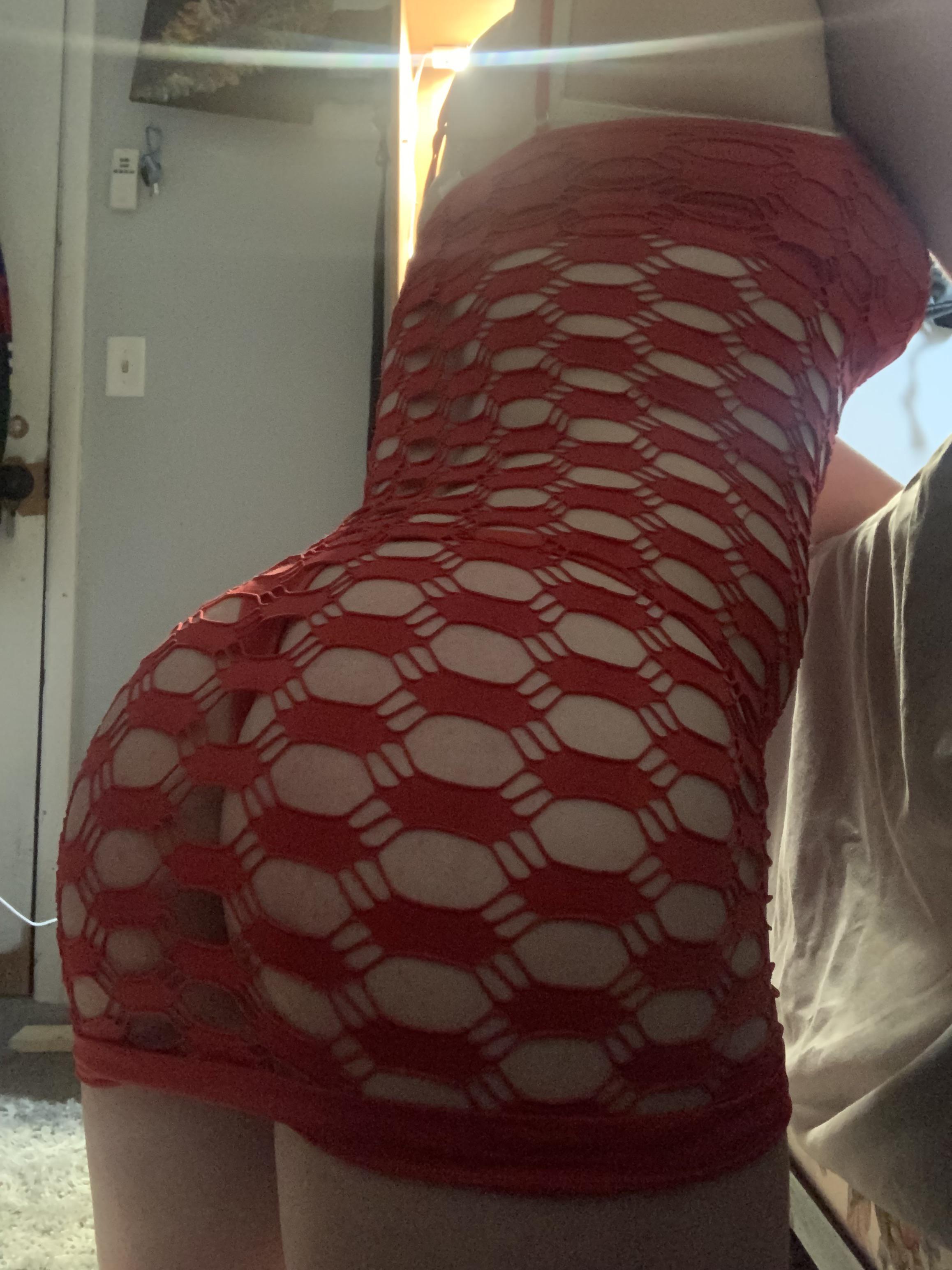 Any daddies want to lift up my dress. 21 Omaha NE | Scrolller