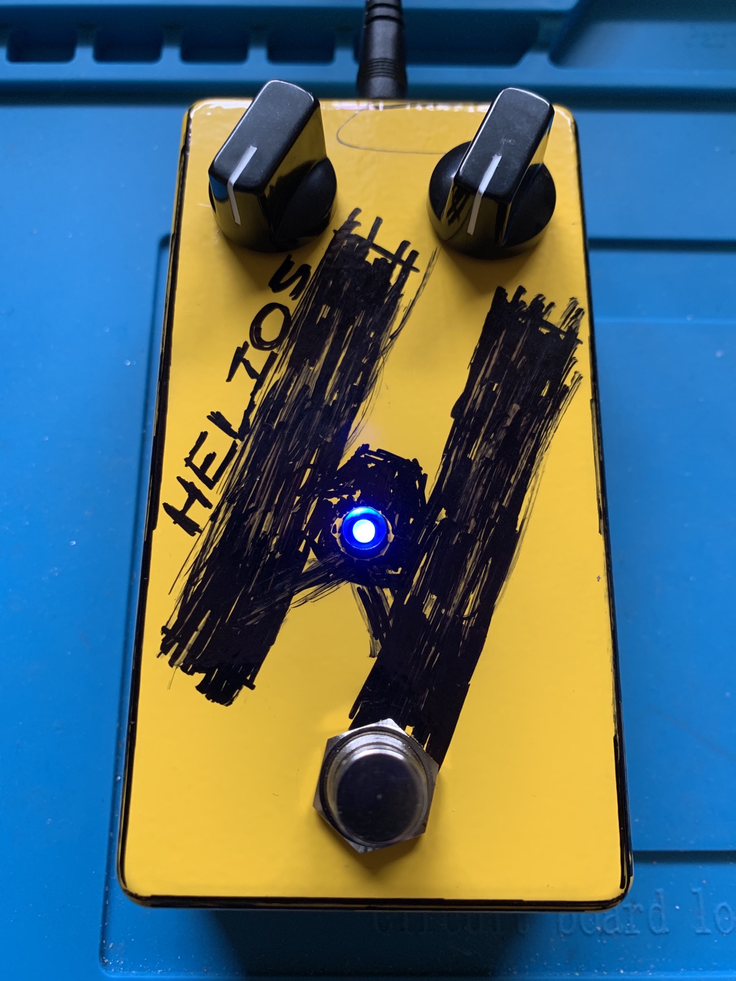 Any other Borderlands fans here? Devi Ever “Hyperion” clone. | Scrolller