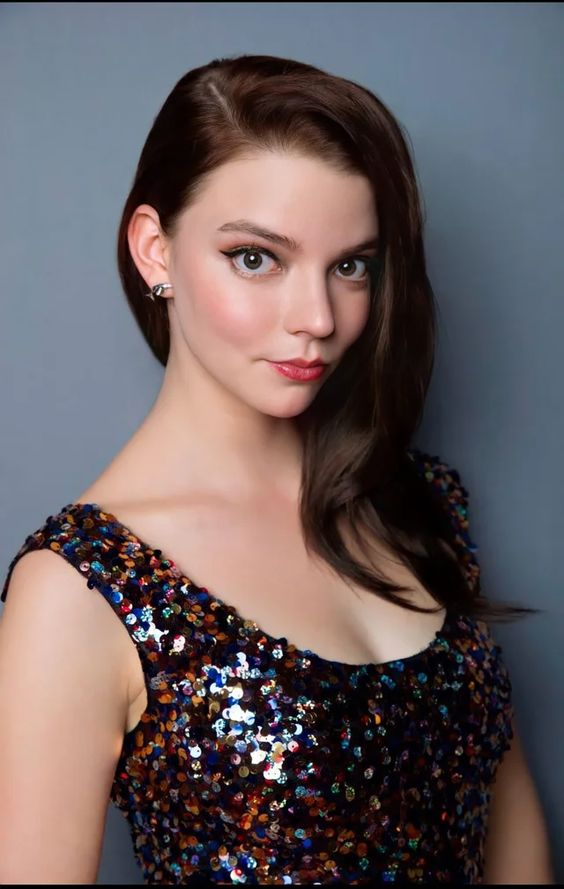 Anya Taylor-Joy | Scrolller