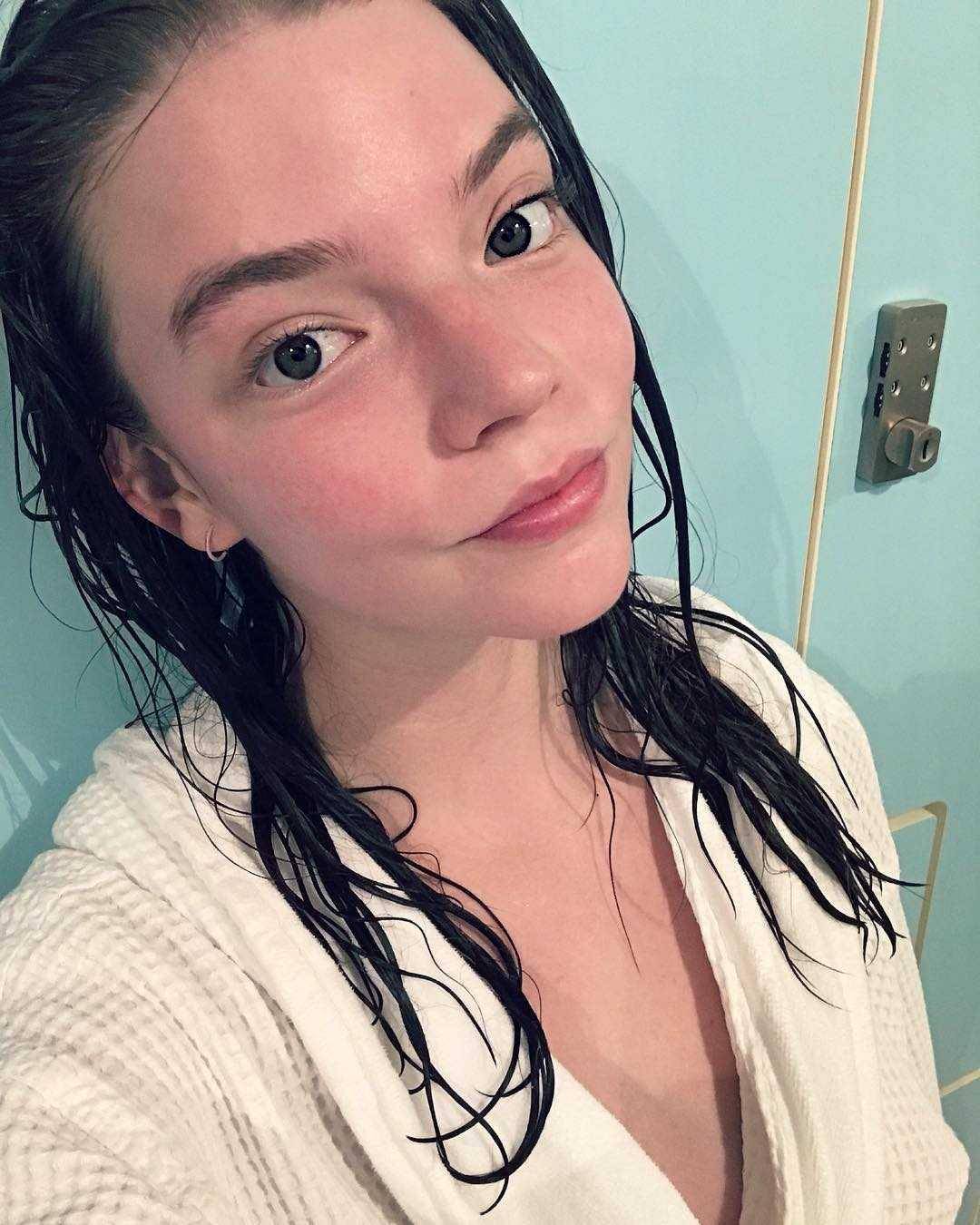 Anya Taylor Joy is all wet | Scrolller