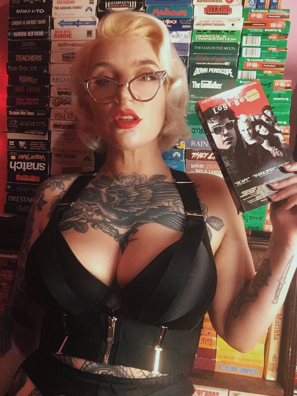 Anybody else here like vhs? :D | Scrolller