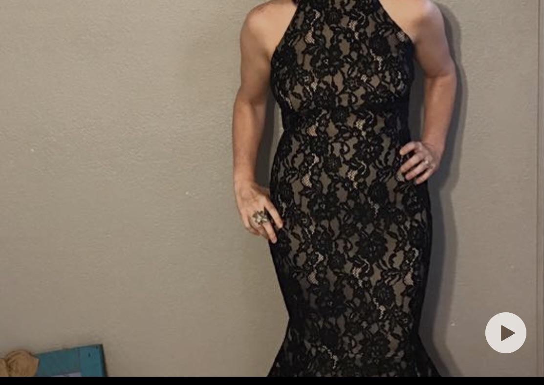 Anybody want to share wifes | Scrolller