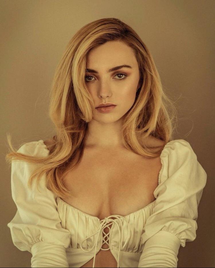 Anyone down to get bi for peyton list? | Scrolller