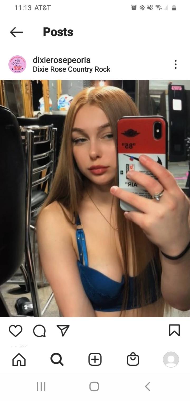 Anyone know if she sells content or onlyfans etc or anybody have pics of her ??? Dancer at dixie ...