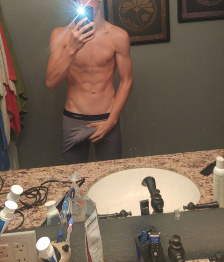 Anyone like bulges ? | Scrolller