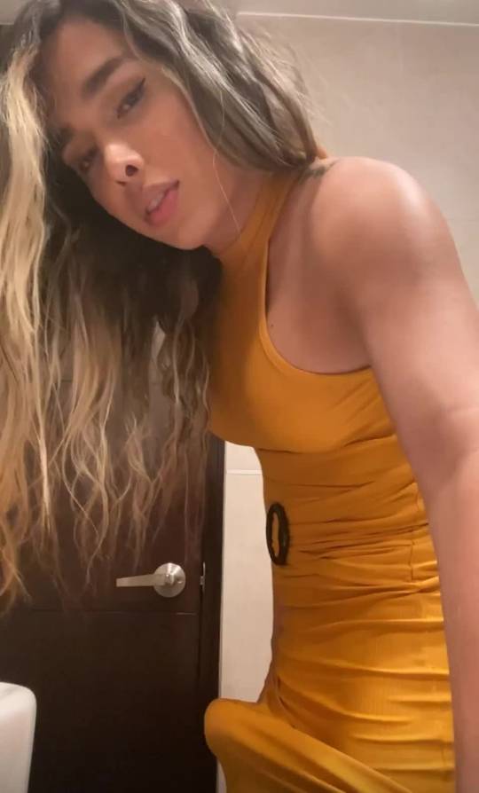 Aprilrose19 Scrolller