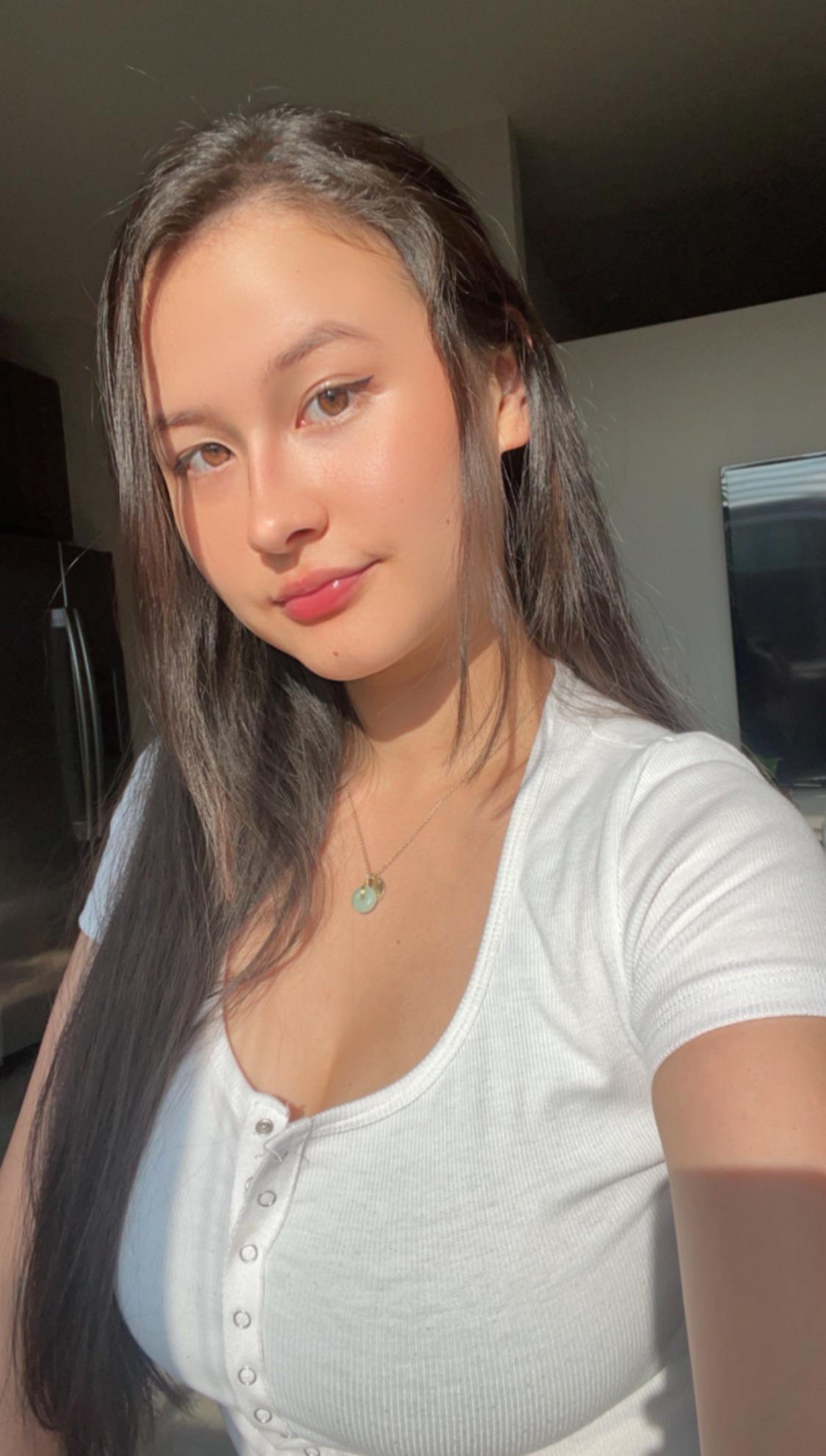 Are SFW pics allowed on here 👼🏻 | Scrolller