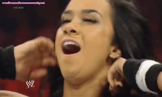 Are you reminder AJ Lee !!!! until now she looks perfect !!! | Scrolller