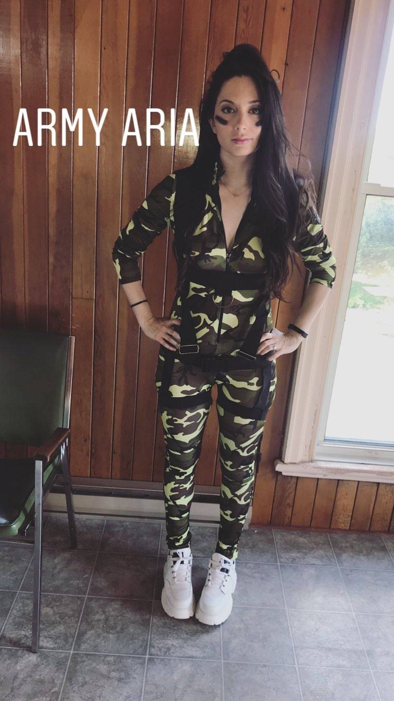 Aria Army | Scrolller