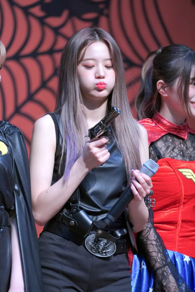 Armed Gyuri puff | Scrolller