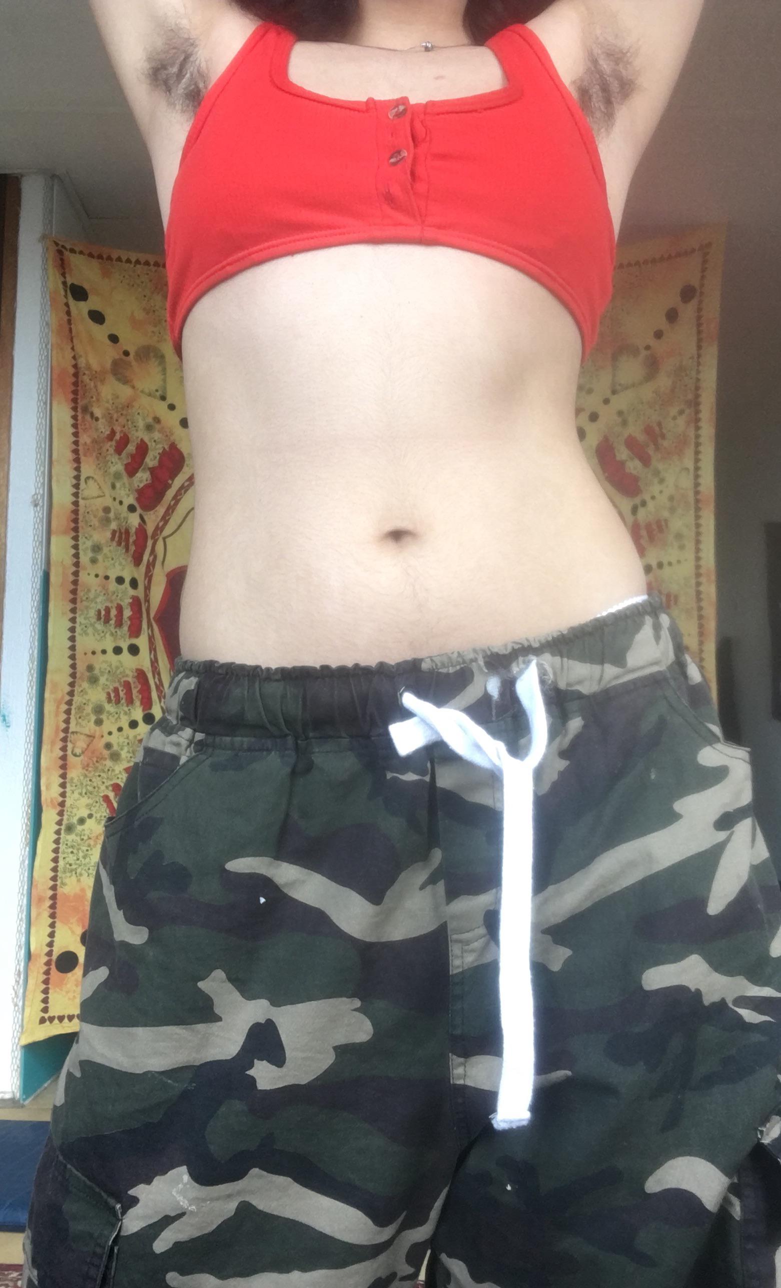 Arms up! | Scrolller