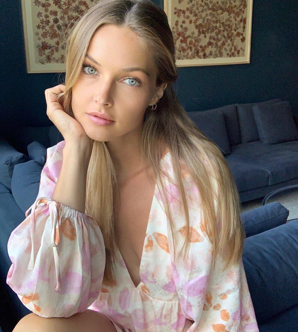 Ashley Smouter | Scrolller